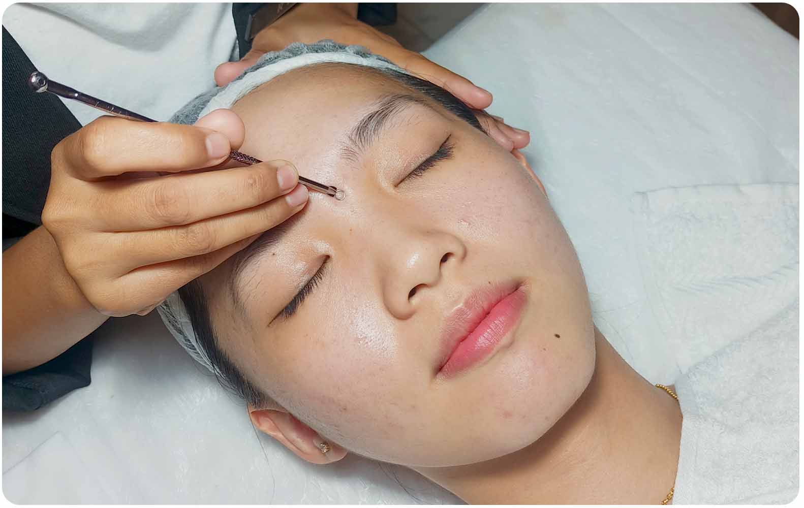 FACIAL TREATMENT - Clarice Beauty